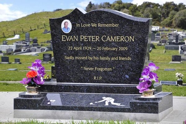 Upright headstones | Granite Upright Cemetery Monuments